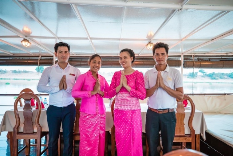 Toum Tiou I Cruise | Vietnam Travel Group